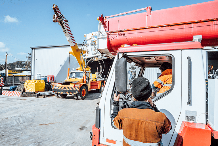 Ensuring Safety and Efficiency: A Comprehensive Guide to Crane ...
