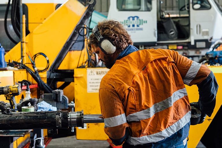Importance of Overhead Crane Service, Inspection, and Repair | Kingy’s ...